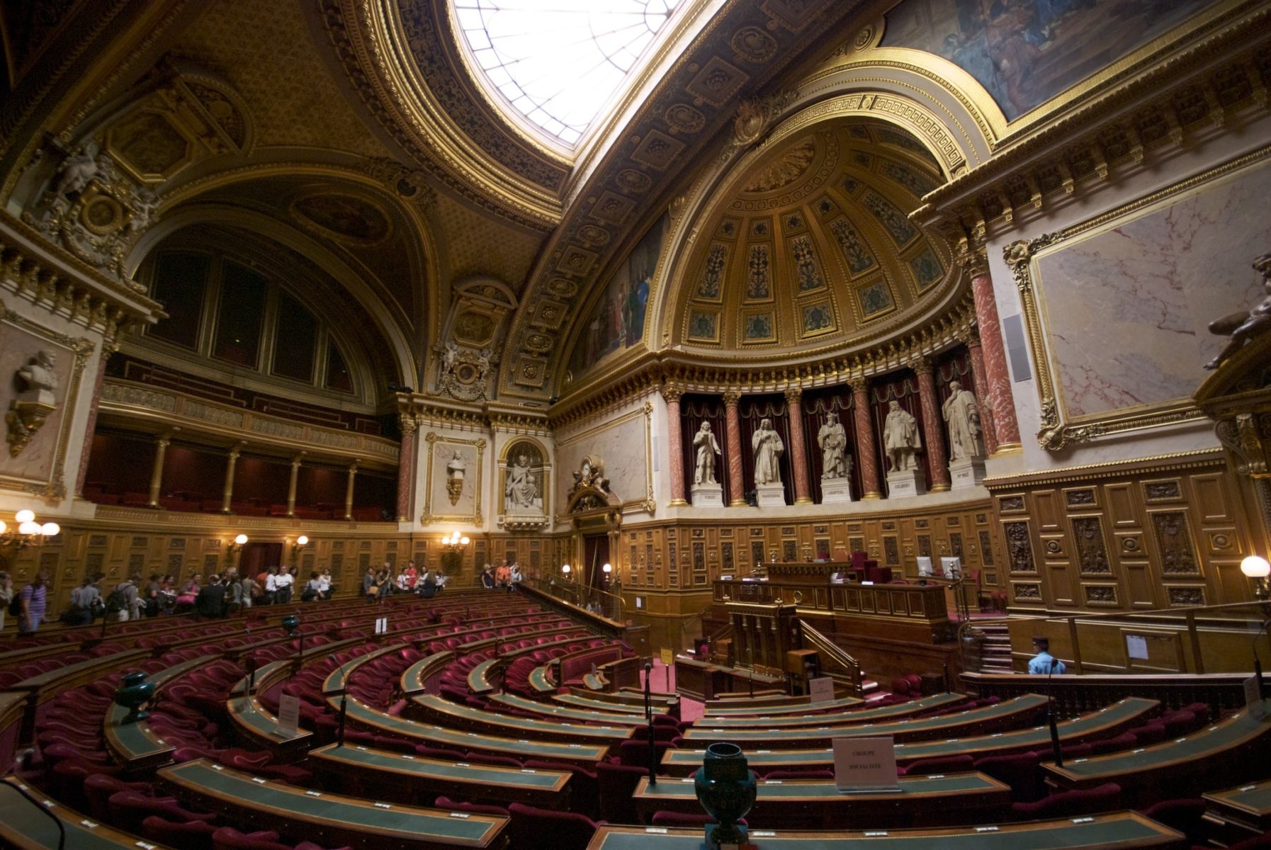 Nouvelle question parlementaire à propos du moratoire